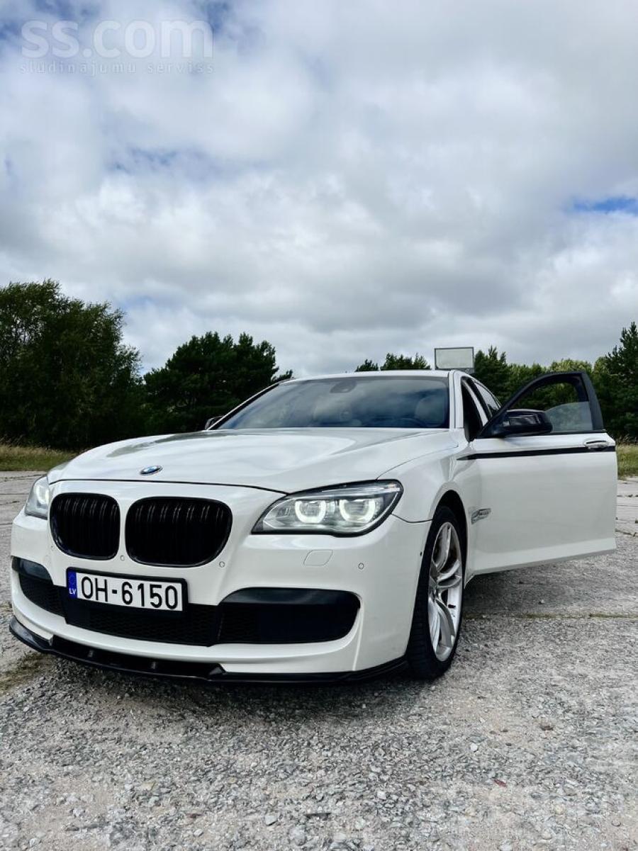 Balts BMW 740 2010 Liepāja, ar dzinēja tilpumu 3.00 L un nobraukumu 262 tūkst. km par 13000 €, foto 1 vietnē AUTOMOTO.COM.LV