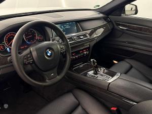 Balts BMW 740 2012 Marijampole, ar dzinēja tilpumu 2.99 L un nobraukumu 237 tūkst. km par 15450 €, foto 3 vietnē AUTOMOTO.COM.LV