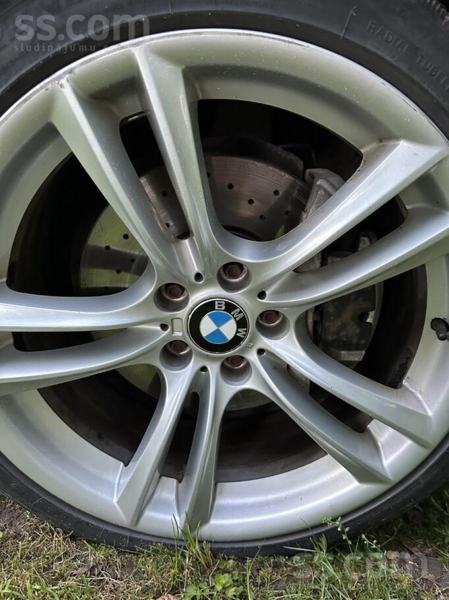 Balts BMW 740 2012 Aizkraukle, ar dzinēja tilpumu 3.00 L un nobraukumu 319 tūkst. km par 14900 €, foto 12 vietnē AUTOMOTO.COM.LV