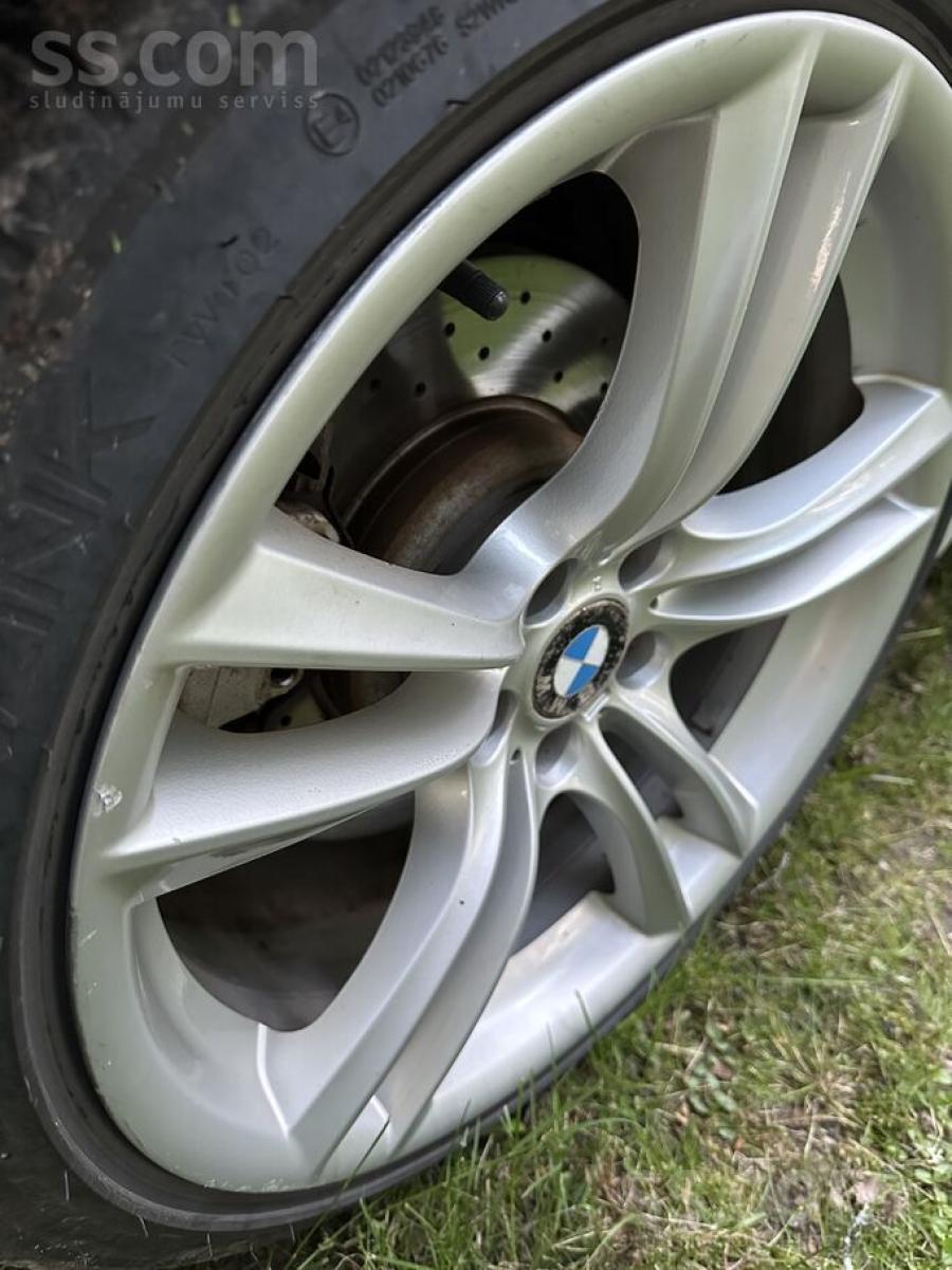 Balts BMW 740 2012 Aizkraukle, ar dzinēja tilpumu 3.00 L un nobraukumu 319 tūkst. km par 14900 €, foto 13 vietnē AUTOMOTO.COM.LV