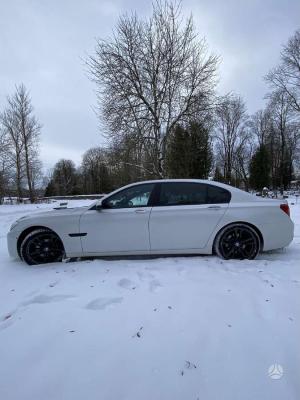 Balts BMW 740 2013 Šauļi, ar dzinēja tilpumu 3.00 L un nobraukumu 184 tūkst. km par 12400 €, foto 7 vietnē AUTOMOTO.COM.LV