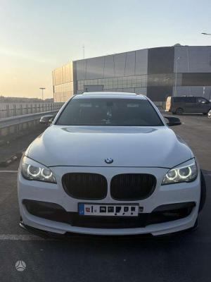 Balts BMW 740 2013 Viļņa, ar dzinēja tilpumu 2.98 L un nobraukumu 196 tūkst. km par 11200 €, foto 4 vietnē AUTOMOTO.COM.LV