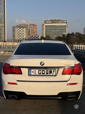 Balts BMW 740 2013 Viļņa, ar dzinēja tilpumu 2.98 L un nobraukumu 196 tūkst. km par 11200 €, foto 6 vietnē AUTOMOTO.COM.LV