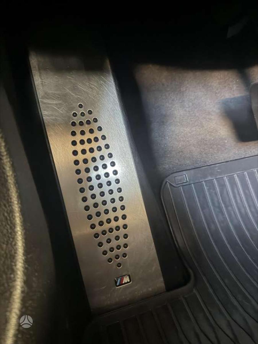 Balts BMW 740 2013 Viļņa, ar dzinēja tilpumu 2.98 L un nobraukumu 196 tūkst. km par 11200 €, foto 16 vietnē AUTOMOTO.COM.LV
