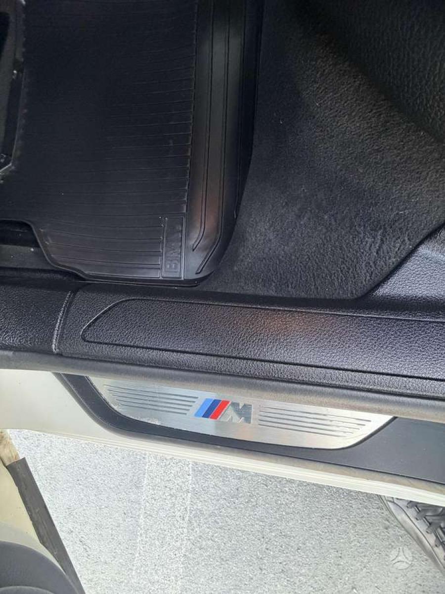 Balts BMW 740 2013 Viļņa, ar dzinēja tilpumu 2.98 L un nobraukumu 196 tūkst. km par 11200 €, foto 20 vietnē AUTOMOTO.COM.LV