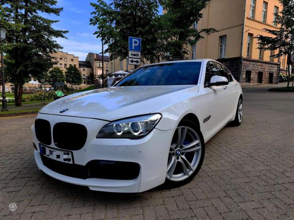 White BMW 740 2014 in Siauliai, with an engine capacity of 2.98 L and mileage of 227 thousand km for 13500 €, photo 1 on AUTOMOTO.COM.LV