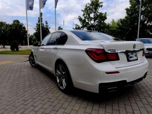Balts BMW 740 2014 Šauļi, ar dzinēja tilpumu 2.98 L un nobraukumu 227 tūkst. km par 13500 €, foto 9 vietnē AUTOMOTO.COM.LV