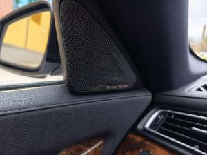Balts BMW 740 2014 Šauļi, ar dzinēja tilpumu 2.98 L un nobraukumu 227 tūkst. km par 13500 €, foto 20 vietnē AUTOMOTO.COM.LV