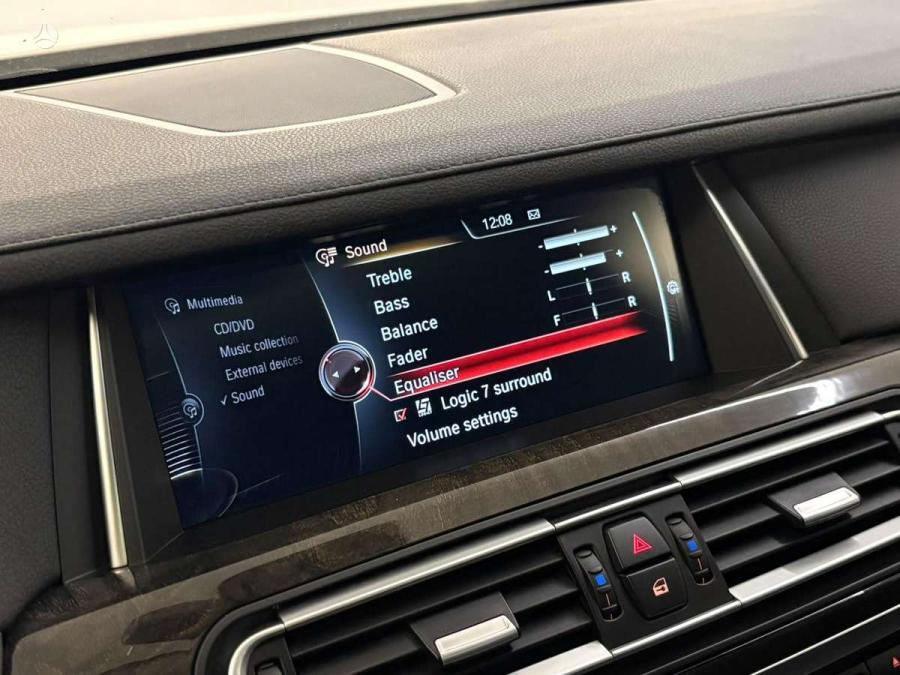 Balts BMW 740 2014 Marijampole, ar dzinēja tilpumu 2.99 L un nobraukumu 243 tūkst. km par 14850 €, foto 5 vietnē AUTOMOTO.COM.LV