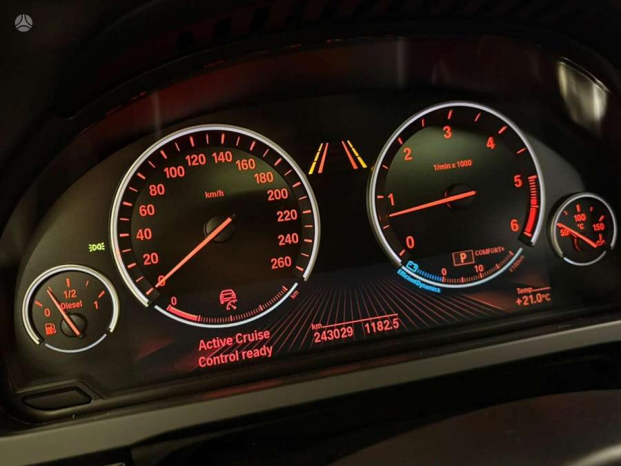 Balts BMW 740 2014 Marijampole, ar dzinēja tilpumu 2.99 L un nobraukumu 243 tūkst. km par 14850 €, foto 10 vietnē AUTOMOTO.COM.LV