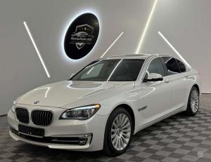Balts BMW 740 2014 Marijampole, ar dzinēja tilpumu 2.99 L un nobraukumu 243 tūkst. km par 14850 €, foto 15 vietnē AUTOMOTO.COM.LV
