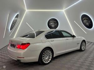Balts BMW 740 2014 Marijampole, ar dzinēja tilpumu 2.99 L un nobraukumu 243 tūkst. km par 14850 €, foto 16 vietnē AUTOMOTO.COM.LV
