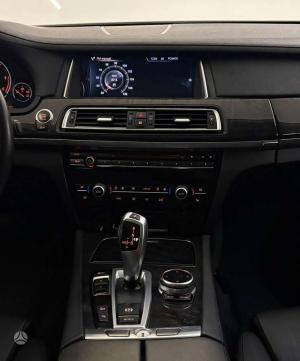 Balts BMW 740 2014 Marijampole, ar dzinēja tilpumu 2.99 L un nobraukumu 243 tūkst. km par 14850 €, foto 20 vietnē AUTOMOTO.COM.LV