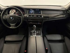 Balts BMW 740 2014 Marijampole, ar dzinēja tilpumu 2.99 L un nobraukumu 243 tūkst. km par 14850 €, foto 21 vietnē AUTOMOTO.COM.LV