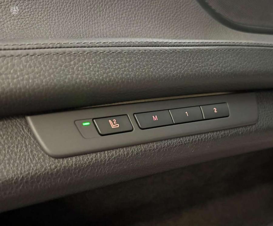 Balts BMW 740 2014 Marijampole, ar dzinēja tilpumu 2.99 L un nobraukumu 243 tūkst. km par 14850 €, foto 31 vietnē AUTOMOTO.COM.LV