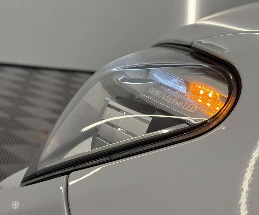 Balts BMW 740 2014 Marijampole, ar dzinēja tilpumu 2.99 L un nobraukumu 243 tūkst. km par 14850 €, foto 33 vietnē AUTOMOTO.COM.LV