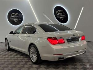 Balts BMW 740 2014 Marijampole, ar dzinēja tilpumu 2.99 L un nobraukumu 243 tūkst. km par 14850 €, foto 39 vietnē AUTOMOTO.COM.LV