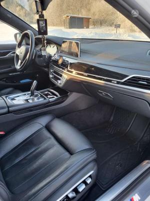 Balts BMW 740 2016 Telšiai, ar dzinēja tilpumu 3.00 L un nobraukumu 165 tūkst. km par 37500 €, foto 14 vietnē AUTOMOTO.COM.LV