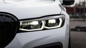 White BMW 740 2016 in Klaipeda, with an engine capacity of 3.00 L and mileage of 159 thousand km for 30000 €, photo 10 on AUTOMOTO.COM.LV