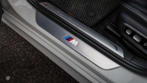 White BMW 740 2016 in Klaipeda, with an engine capacity of 3.00 L and mileage of 159 thousand km for 30000 €, photo 11 on AUTOMOTO.COM.LV