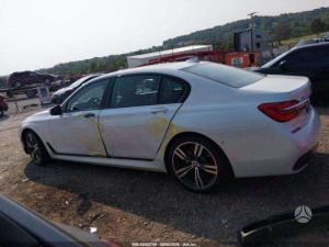 White BMW 740 2017 in Klaipeda, with an engine capacity of 3.00 L and mileage of 155 thousand km for 10600 €, photo 7 on AUTOMOTO.COM.LV