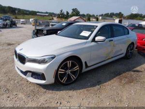 White BMW 740 2017 in Klaipeda, with an engine capacity of 3.00 L and mileage of 155 thousand km for 10600 €, photo 8 on AUTOMOTO.COM.LV