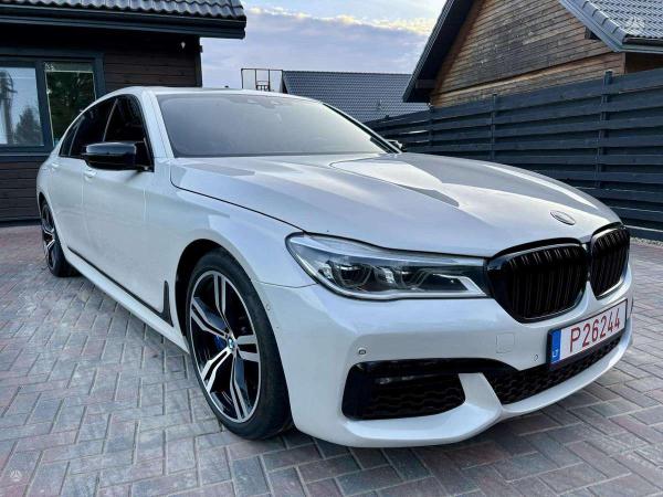 Balts BMW 740 2018 Kauņa, ar dzinēja tilpumu 3.00 L un nobraukumu 110 tūkst. km par 28499 €, foto 2 vietnē AUTOMOTO.COM.LV