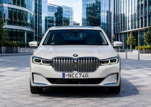 Balts BMW 740 2020 Kauņa, ar dzinēja tilpumu 3.00 L un nobraukumu 85 tūkst. km par 32500 €, foto 4 vietnē AUTOMOTO.COM.LV