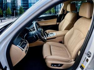 Balts BMW 740 2020 Kauņa, ar dzinēja tilpumu 3.00 L un nobraukumu 85 tūkst. km par 32500 €, foto 9 vietnē AUTOMOTO.COM.LV
