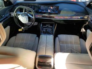 White BMW 740 2023 in Vilnius, with an engine capacity of 3.00 L and mileage of 118 thousand km for 45500 €, photo 9 on AUTOMOTO.COM.LV