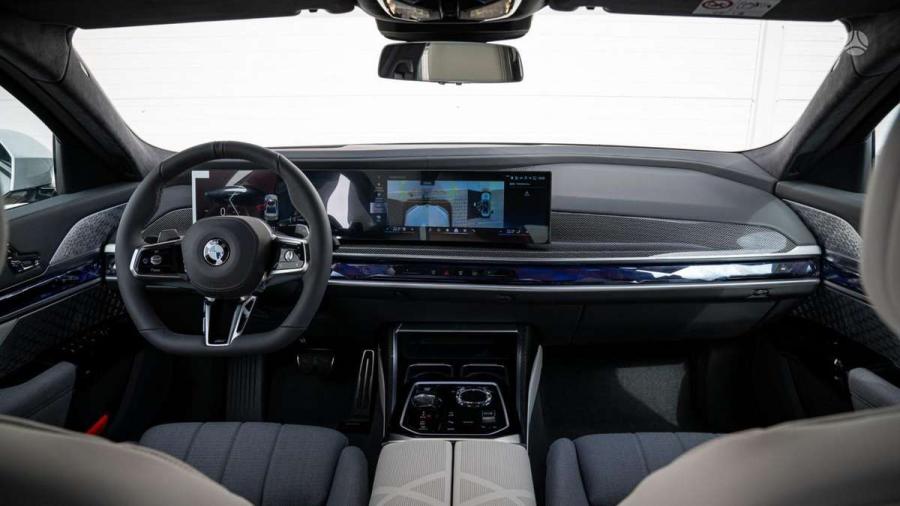 Balts BMW 740 2024 Viļņa, ar dzinēja tilpumu 2.99 L un nobraukumu 33 tūkst. km par 79900 €, foto 9 vietnē AUTOMOTO.COM.LV