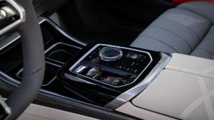 Balts BMW 740 2024 Viļņa, ar dzinēja tilpumu 2.99 L un nobraukumu 33 tūkst. km par 79900 €, foto 12 vietnē AUTOMOTO.COM.LV