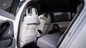 Balts BMW 740 2024 Viļņa, ar dzinēja tilpumu 2.99 L un nobraukumu 33 tūkst. km par 79900 €, foto 17 vietnē AUTOMOTO.COM.LV