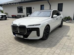 Белый БМВ 740 2024 в Бауска, объемом двигателя 3.00 л и пробегом 40 тыс. км за 78900 €, фото 1 на AUTOMOTO.COM.LV