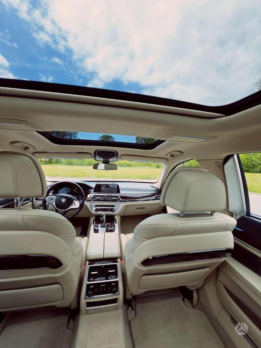 Dzeltens BMW 740 2016 Kretinga, ar dzinēja tilpumu 3.00 L un nobraukumu 190 tūkst. km par 16999 €, foto 10 vietnē AUTOMOTO.COM.LV