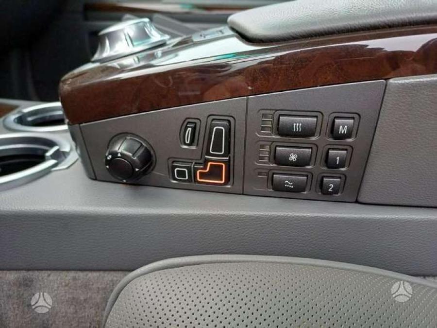Melns BMW 745 2003 Viļņa, ar dzinēja tilpumu 0.00 L un nobraukumu 49 tūkst. km par 5500 €, foto 9 vietnē AUTOMOTO.COM.LV