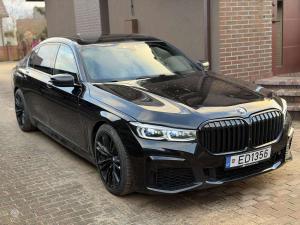 Black BMW 745 2019 in Taurage, with an engine capacity of 0.00 L and mileage of 106 thousand km for 35999 €, photo 1 on AUTOMOTO.COM.LV