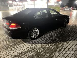 Melns BMW 745 2002 Jelgava, ar dzinēja tilpumu 4.50 L un nobraukumu 245 tūkst. km par 3800 €, foto 4 vietnē AUTOMOTO.COM.LV