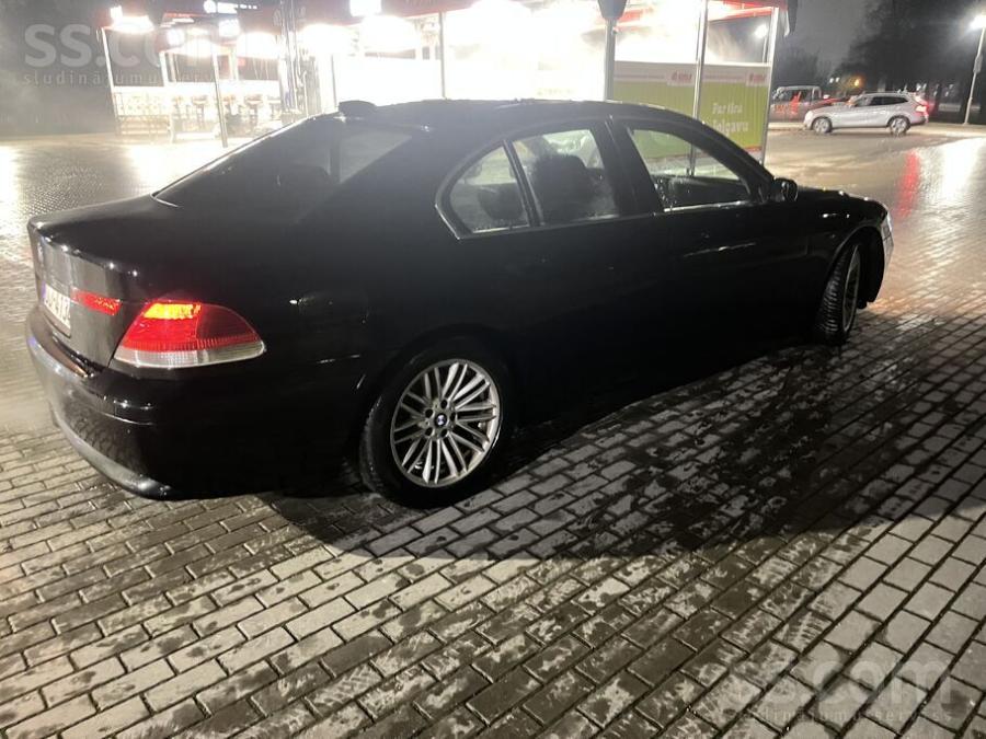Melns BMW 745 2002 Jelgava, ar dzinēja tilpumu 4.50 L un nobraukumu 245 tūkst. km par 3800 €, foto 4 vietnē AUTOMOTO.COM.LV