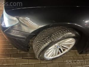 Melns BMW 745 2002 Jelgava, ar dzinēja tilpumu 4.50 L un nobraukumu 245 tūkst. km par 3800 €, foto 9 vietnē AUTOMOTO.COM.LV