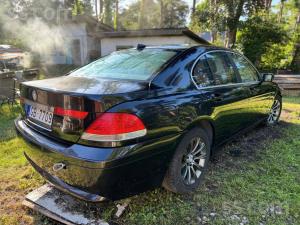 Black BMW 745 2002 in Riga, with an engine capacity of 4.50 L and mileage of 260 thousand km for 900 €, photo 5 on AUTOMOTO.COM.LV