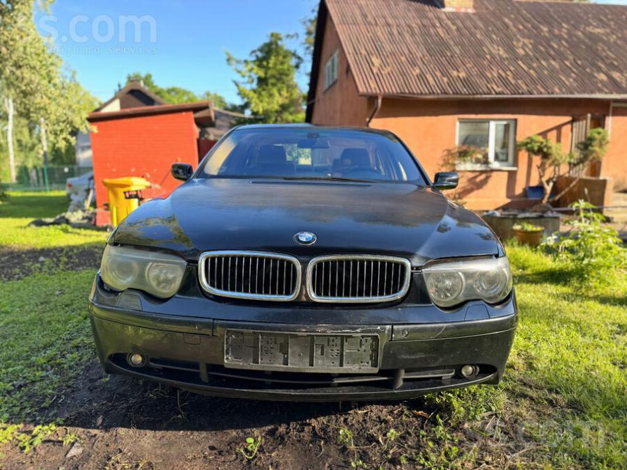 Black BMW 745 2002 in Riga, with an engine capacity of 4.50 L and mileage of 260 thousand km for 900 €, photo 8 on AUTOMOTO.COM.LV