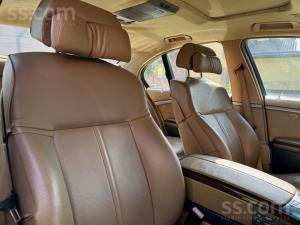 Black BMW 745 2002 in Riga, with an engine capacity of 4.50 L and mileage of 260 thousand km for 900 €, photo 16 on AUTOMOTO.COM.LV