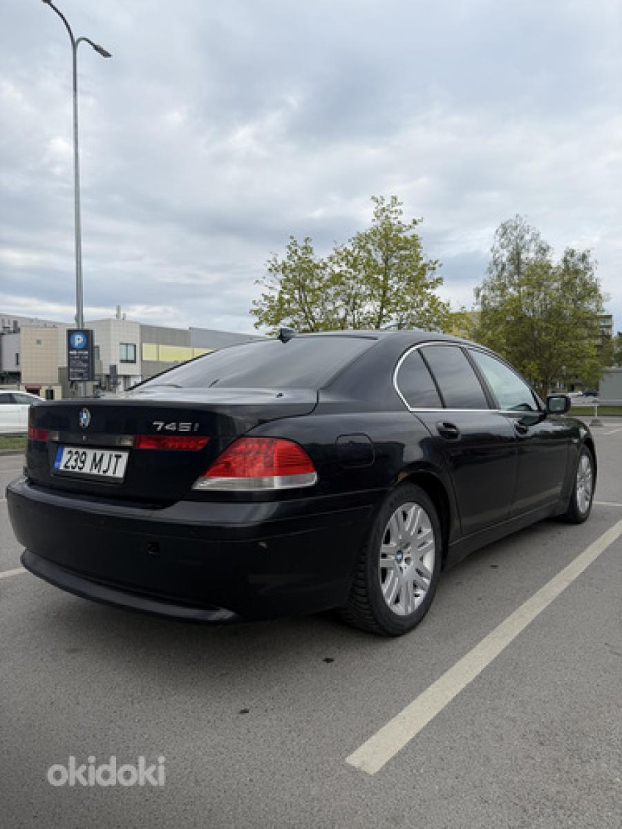 Черный БМВ 745 2002 в Таллин, объемом двигателя 4.40 л и пробегом 395 тыс. км за 2000 €, фото 4 на AUTOMOTO.COM.LV
