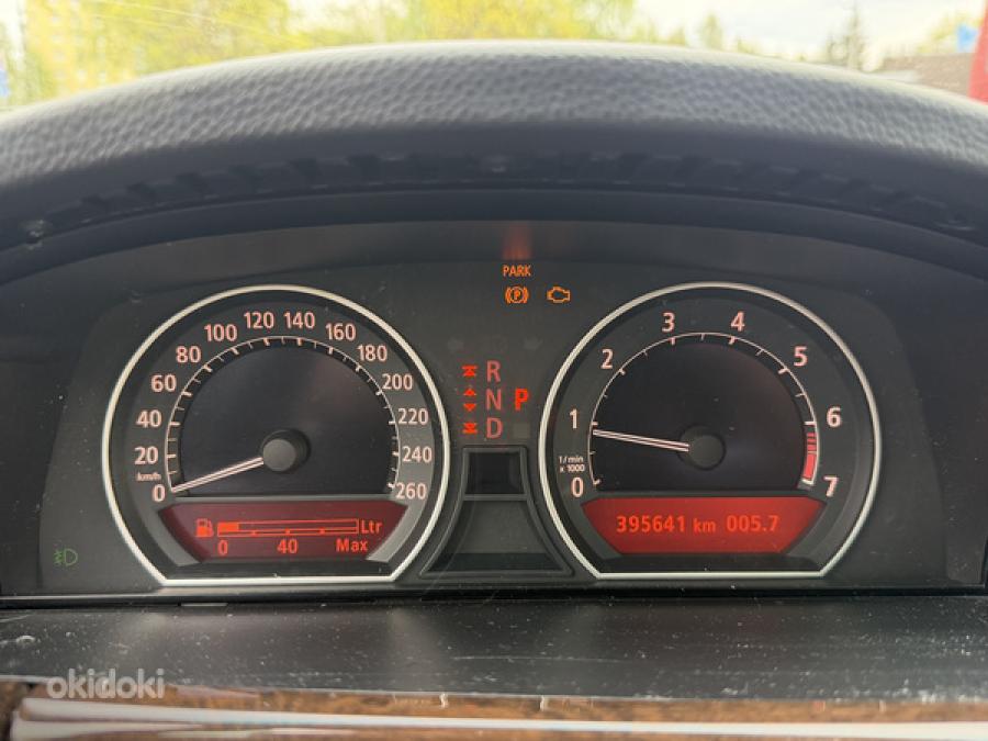 Черный БМВ 745 2002 в Таллин, объемом двигателя 4.40 л и пробегом 395 тыс. км за 2000 €, фото 12 на AUTOMOTO.COM.LV