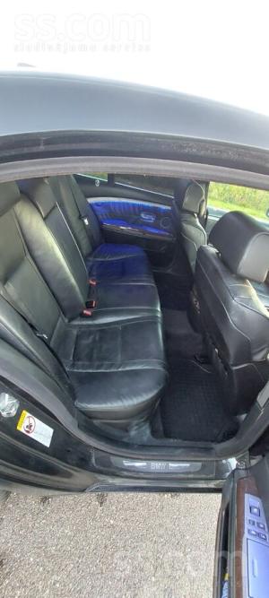 Melns BMW 745 2002 Bauska, ar dzinēja tilpumu 4.40 L un nobraukumu 455 tūkst. km par 1900 €, foto 12 vietnē AUTOMOTO.COM.LV