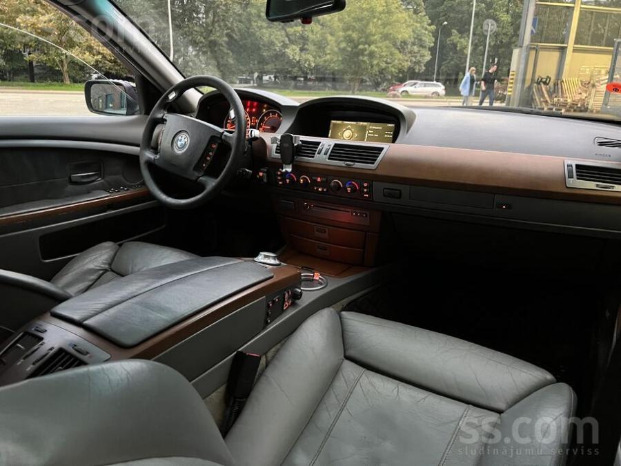 Черный БМВ 745 2003 в Рига, объемом двигателя 4.40 л и пробегом 350 тыс. км за 2550 €, фото 7 на AUTOMOTO.COM.LV