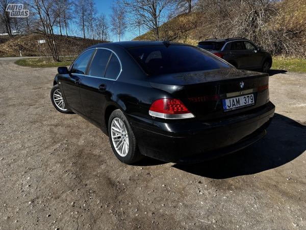 Melns BMW 745 2004 Skuodas, ar dzinēja tilpumu 4.40 L un nobraukumu 384 tūkst. km par 2100 €, foto 7 vietnē AUTOMOTO.COM.LV