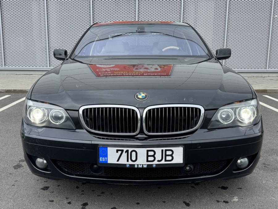 Black BMW 745 2006 in Tallinn, with an engine capacity of 4.50 L and mileage of 265 thousand km for 7000 €, photo 1 on AUTOMOTO.COM.LV