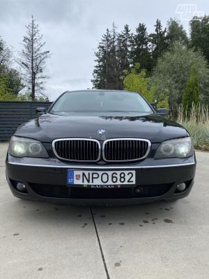 Melns BMW 745 2006 Kauņa, ar dzinēja tilpumu 4.40 L un nobraukumu 480 tūkst. km par 4700 €, foto 3 vietnē AUTOMOTO.COM.LV
